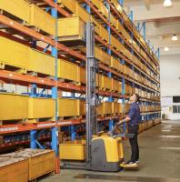 China Apaidor Rider Counterbalance Pallet Stacker 2000kg 5000mm Lift Electric Stacker Truck for sale