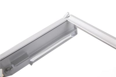 China Tempered 3.2mm Clear Refrigerator Glass Shelf for Freezer Fridge Replacement for sale