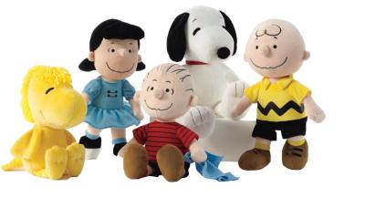 China Peanuts Snoopy and Chuck Plush Set Featuring Snoopy and Charlie Brown Dolls for sale