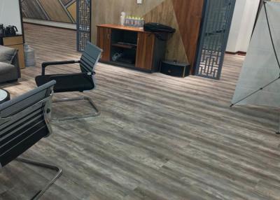 China 184mm*1220mm Laminated SPC Luxury Vinyl Plank Flooring For Hospital for sale