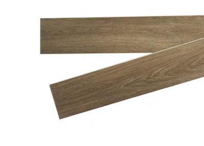 China Water Resisting Luxury Vinyl Plank Spc 0.7mm Wear Layer Noise Prevention for sale