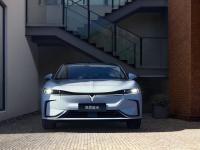 China 2024 Voyah Zhuiguang Electric Sedan EV Vehicle with Ternary Lithium Battery and 5-Door 5-Seat Body Structure for sale
