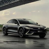 China 2024 ZHi Ji IML7 The Luxury Electric Vehicle with 675kWh Battery Capacity and 200km/h Max Speed Experience the Future for sale