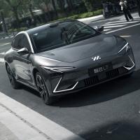 China Option IM L7 Luxury Electric Car with Pure Electric Energy and YinHe Battery in the EV Category for sale