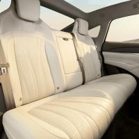 China Option IM L7 Luxury Electric Car with Pure Electric Energy and YinHe Battery in the EV Category for sale