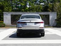 China Body structure 4-door 5-seat SEDAN PLUG IN HYBRID Electric Car by ROEWE D7 DMH BIG Energy Vehicle for sale