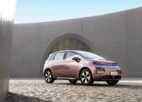 China Wuling Baojun Yunduo Cloud 5 Seat Hatchback Energy Vehicle with 360km Range Pure Electric Car and 5-door Body Structure for sale