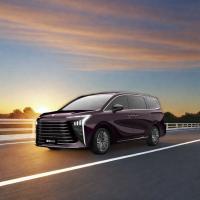 China 2024 DONGFENG FORTHING V9 PHEV Basic Five-Door Seven-Seater MPV Commercial Vehicle with Plug-in Hybrid Electric Car for sale