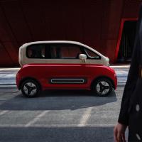 China Lithium Battery Powered 2023 Baojun Adult Mini Electric Car Convenient And Rechargeable Mini Four Wheel Two Door Vehicle for sale