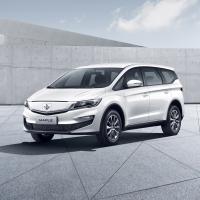 China 2023 Luxury 4 Seater Electric Car Lifan Maple Leaf 80v Adult Energy Vehicle 139L Luggage Compartment Volume for sale