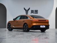 China Voyah Chasing Light Car Electric Ev Cars Orange Front and rear tire size 245/45 R20 Zhuiguang Chasing 580km Standard for sale