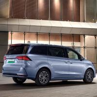 China 3000 MM WHEELBASE ROEWE IMAX8 EV Electric Cars 7 Seats Fast Charging Long Range for Environmentally-Friendly Travel for sale