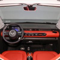 China 2024 Wuling Micro EV 3 Door 2 Seat Electric Car with 13.8kwh Battery Capacity and WHEELBASE 2010mm for sale
