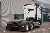 China Diesel Fuel Type 6x4 Left Right Driving 31-40T Heavy Trucks for Ben-z Truck Mercede-s Cargo Trailer Head Truck for sale