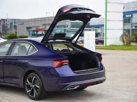 China 2024 Skoda Octavia Luxury Mingrui Pro A5A7 Luxury Cars Made In Maximum Power Ps 150-200Ps Touch Screen Yes for sale