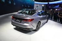 China 72kw Combined Maximum Power Toyota Camry 2024 Hybrid Gasoline Petrol Luxury Electric EV Sedan Car for sale