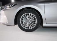 China 2024 Toyota Camry Sedan Elite Edition High Speed Gasoline Car 4-door 5-seater Body Structure for sale