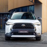 China 2024 Toyota Corolla Cross Hybrid 2.0L SUV FWD 5 Seats Luxury High Speed Gasoline Car Made in with Torsion Beam Suspension for sale