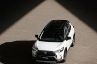 China 2024 To-yota Corolla Cross 2.0L Gasoline Hybrid Sports Car Best SUV with Front Suspension Macpherson and Automatic Gear Box for sale