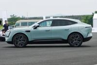 China AVATR-11 2024 Dual Motor Electric Car with Panoramic Sunroof 555km NEDC Range and 200km/h High Speed Maximum Power 435kW for sale
