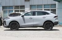 China 2024 Dongfeng Forthing T5 EVO SUV 1.5T FWD Auto Left Steering Petrol Vehicle with Integral Body Structure and Curb Weight of 1000-2000kg for sale
