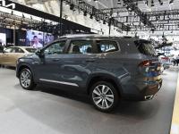 China Geely Okavango HAoyue L SUV 7-Seater Touch Screen Turbo Engine 2.0T Chinese Auto Petrol Car Left Steering for sale