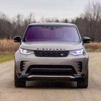 China 2023 Rand Rover Discovery SUV 2.0T 300HP L4 Turbo Gasoline 7-Seater Electric Copilot Seat Adjustment Automatic Gear Box for sale