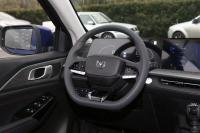 China 2023 Changan Lantuozhe 2.0T Diesel Car Pickup with LED Headlight and Left Steering Stand Out from the Crowd for sale