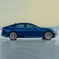 China Energy Vehicle To-yota Mirai 2023 RWD Luxury Sedan Limousine Hydrogen Fuel Sale Car 4973*1885*1471 Adult Online Autos for sale