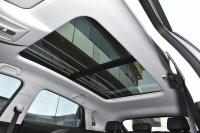 China 2023 Changan Automobile UNI-K Country VI Oil Truck with Multi-function Steering Wheel and Year 2023 for sale