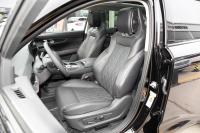 China 2023 Changan Automobile UNI-K Country VI Oil Truck with Multi-function Steering Wheel and Year 2023 for sale