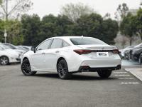China TO-YOTA Avalon 2.0L Petrol Cars with Big Space and Electric Steering System Made for sale