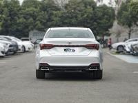 China TO-YOTA Avalon 2.0L Petrol Cars with Big Space and Electric Steering System Made for sale