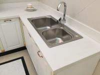 China Calacatta gold white quartz kitchen Countertops for sale