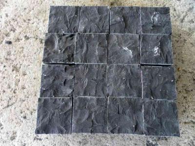 China High Hardness Basalt Natural Paving Stones 3.0g / Cm3 Bulk Density for sale
