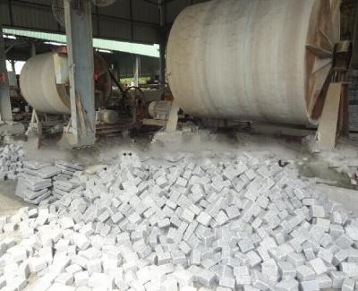 China Tumble Flamed Slate Paving Stones Natural Bushhammerd Surface Finished for sale