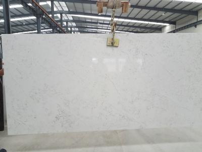 China High Hardness Quartz Stone Slab Unique Color Max 0.04% Water Absorption for sale