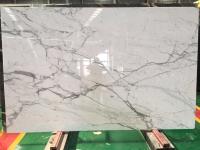 China Italy calacatta extra white marble slab 2 cm  natural stone slab for sale