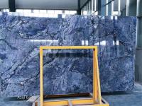 China Smooth Surface Natural Stone Slabs High Strength Marble Raw Material for sale
