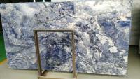 China Smooth Surface Natural Stone Slabs High Strength Marble Raw Material for sale