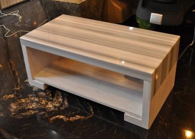 China Marmara Marble Stone Countertops Straight Veins Pattern White Grey Color for sale