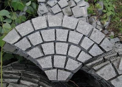 China Floor Granite Stone Tiles Corrosion Resistance Customized Cut Size for sale