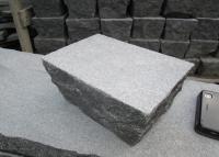 China Floor Granite Stone Tiles Corrosion Resistance Customized Cut Size for sale