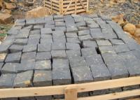 China Black Basal Cobble Paving Bricks , Landscape Black Granite Paving Stones for sale