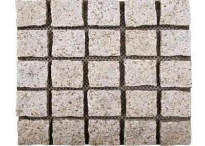 China Yellow Natural Paving Stones Cube Custom Surface Finishing 104hsd Hardness for sale