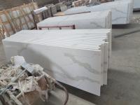 China Calacatta Gold Quartz Bathroom Vanity Tops For Hotel 2.5g / Cm3 Density for sale