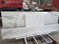China Calacatta Gold Quartz Bathroom Vanity Tops For Hotel 2.5g / Cm3 Density for sale