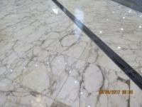 China Beautiful White Color Natural Marble Floor Tile 1.8 Cm Thickness Big Slab for sale