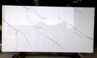 China Rectangular 7% Resin Quartz Stone Countertops For Bathroom for sale