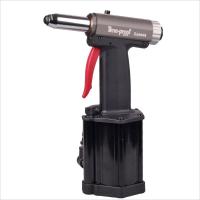 China Blind Rivets 2.4mm Pneumatic Hydraulic Rivet Gun 16mm Stroke Air Riveter for sale